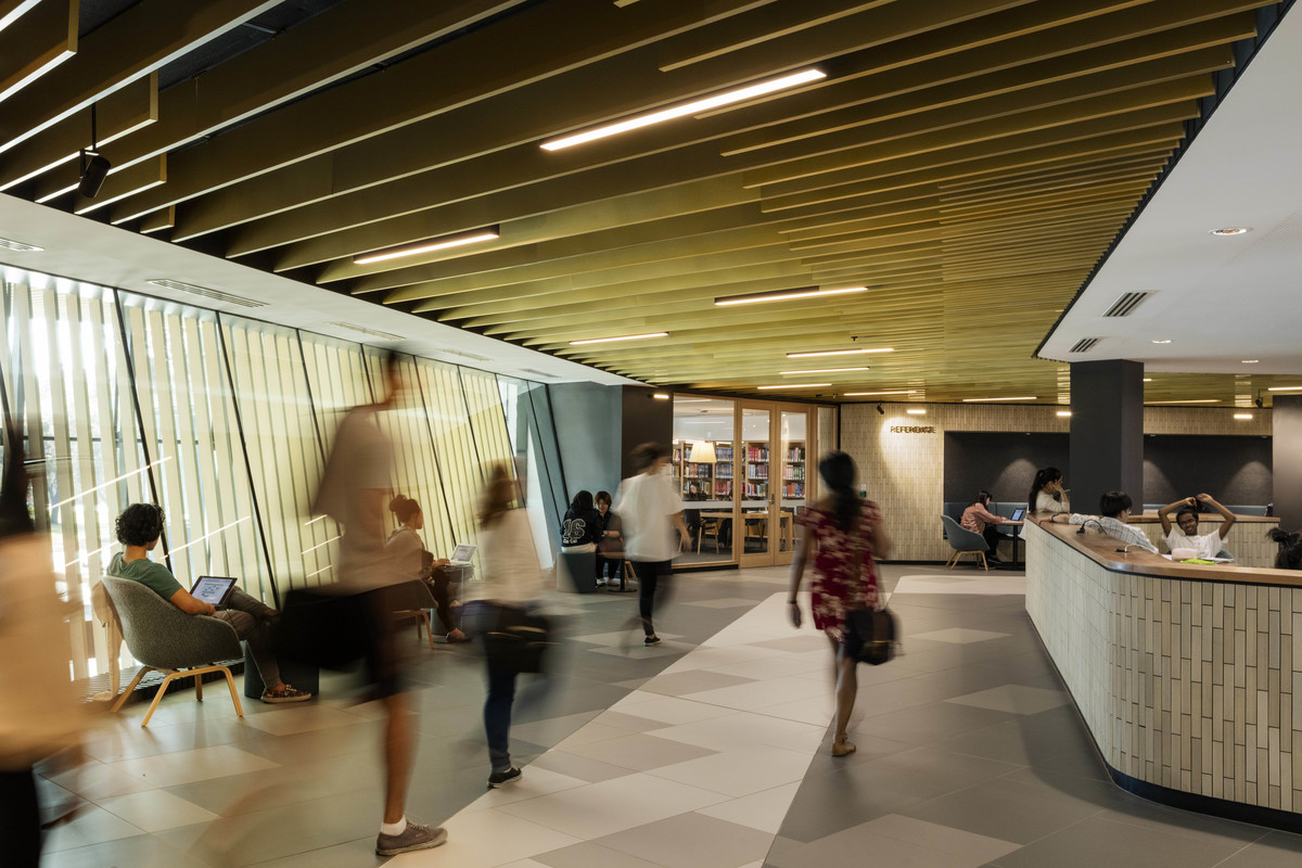 Sir Louis Matheson Library | Builtworks